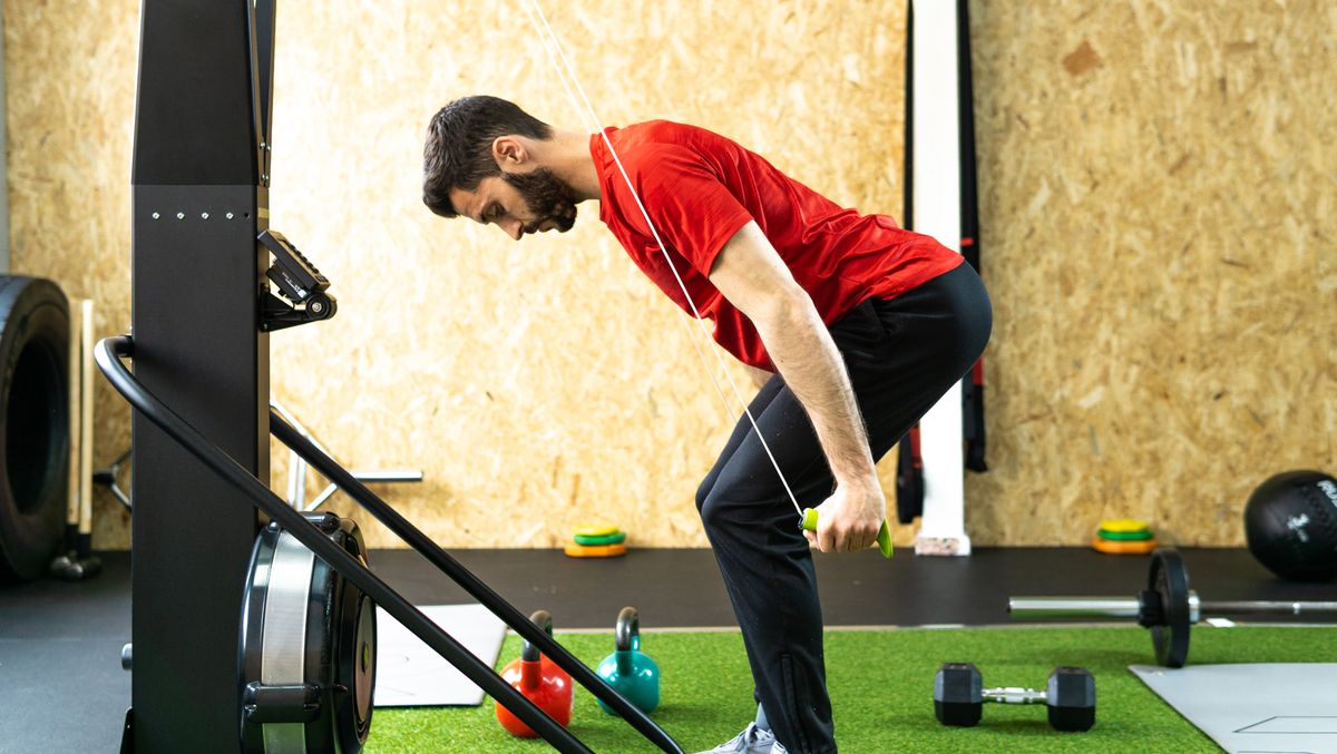 Six SkiErg Workouts To Make You Love/Hate This Effective Cardio Machine ...