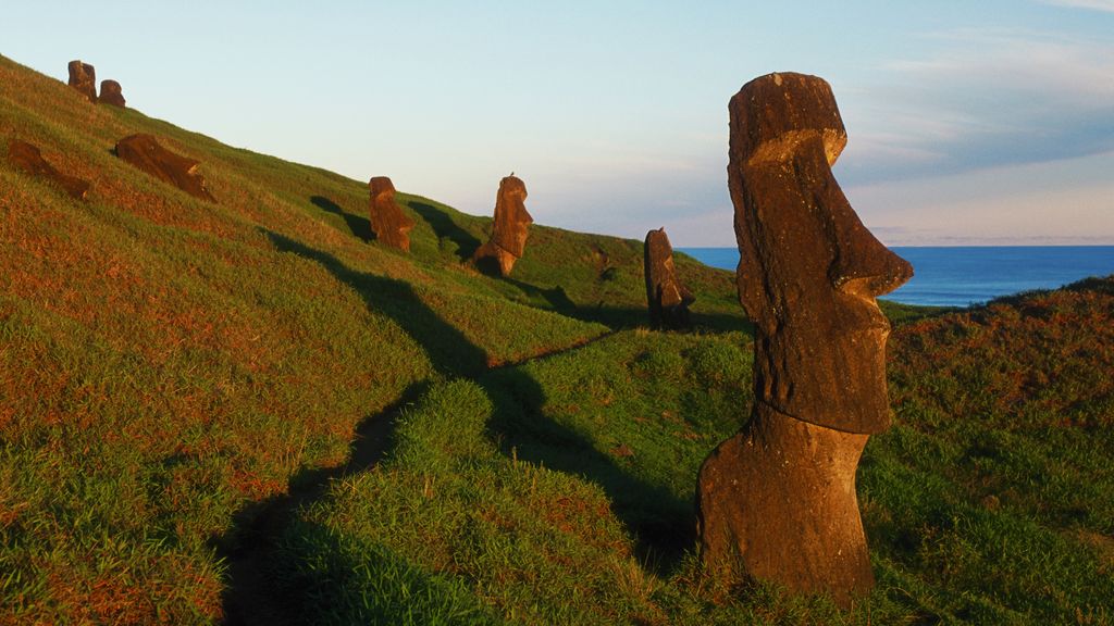 Easter Island's population never collapsed because it never got that ...