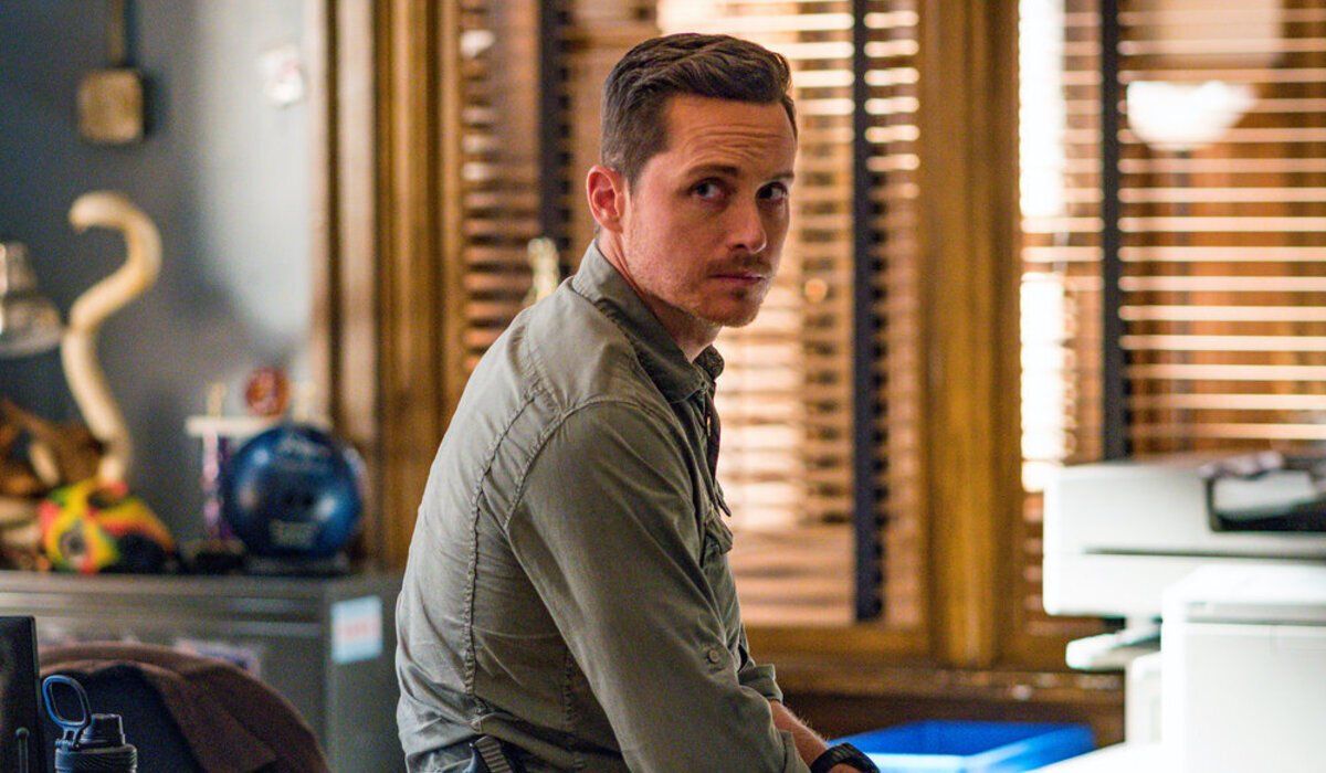Chicago P.D.: Halstead Has A Mustache And More Takeaways From Season 8 ...