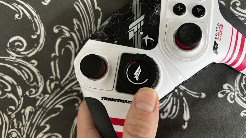 Thrustmaster ESWAP XR PRO controller Forza Horizon 5 edition review ...