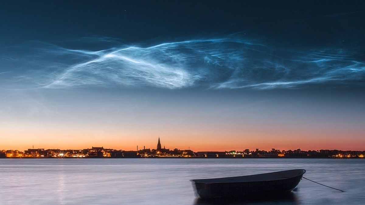 Where are the noctilucent clouds we were promised? The sun might be to ...