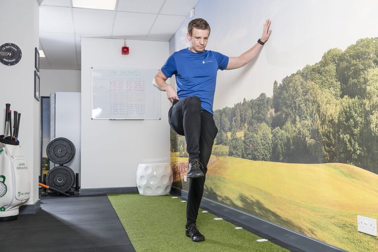 10 Simple Golf Stretch Exercises Everyone Can Try | Golf Monthly