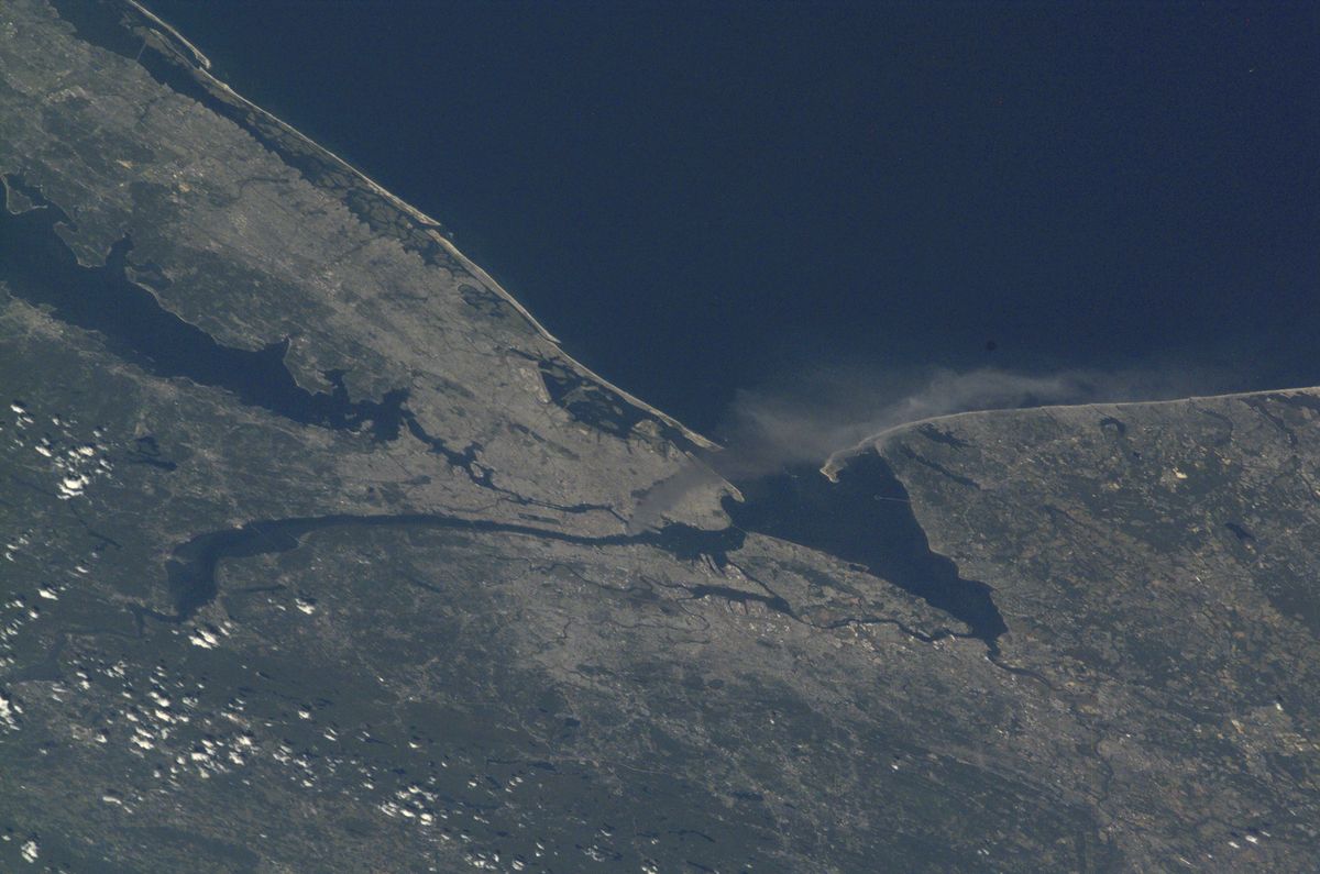 9/11 Remembered in Space Photos | Space