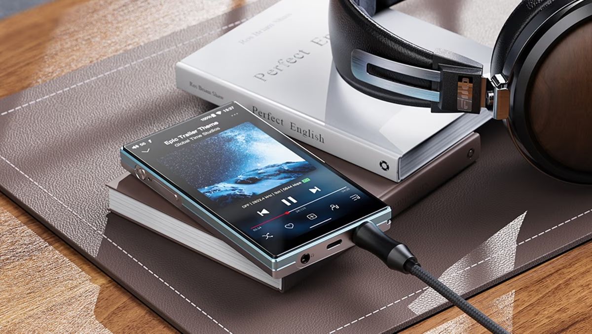 Fiio's triple drop includes a Cambridge Audio-rivalling music streamer ...