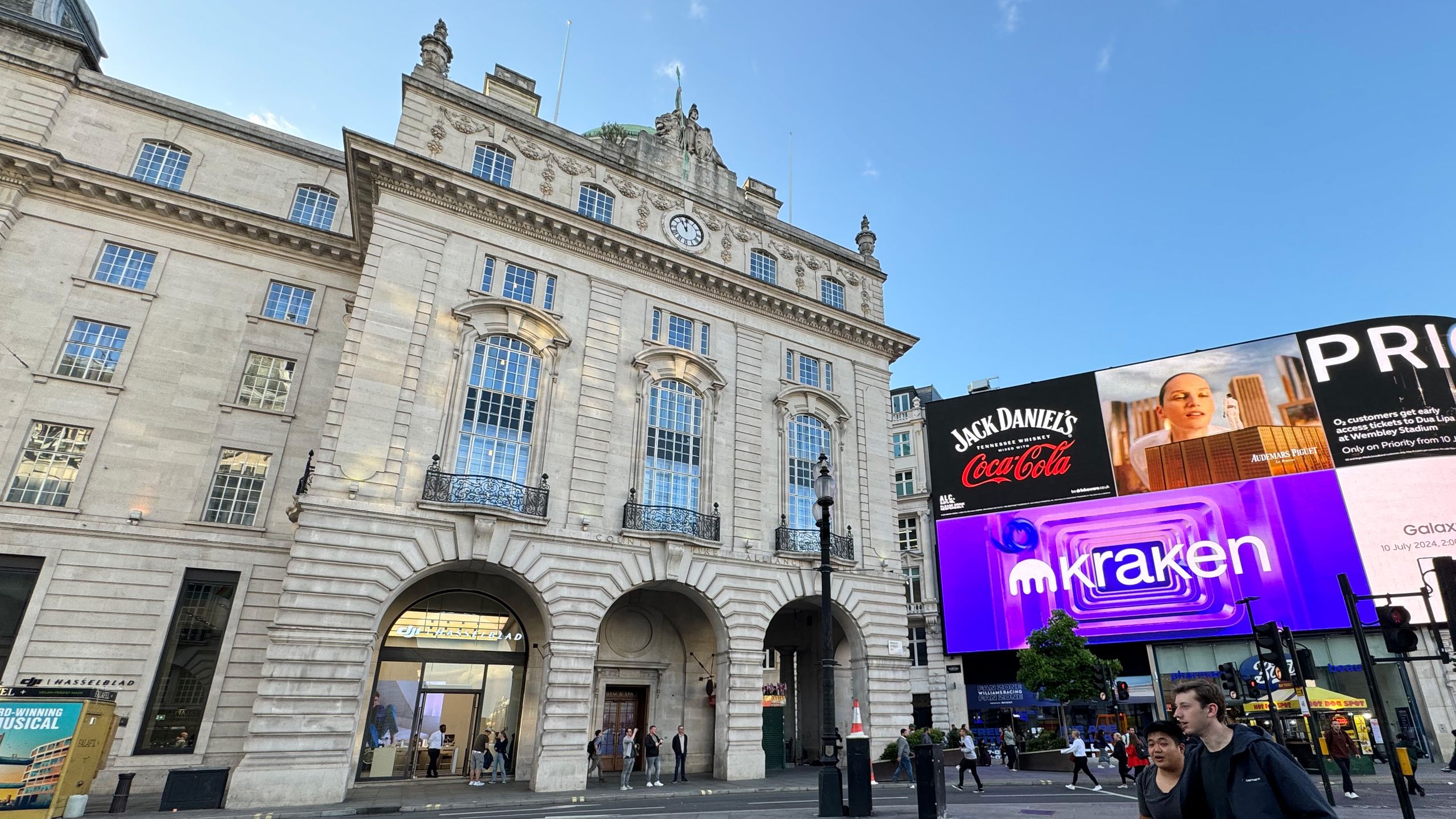 New DJI / Hasselblad store opens in London – fly before you buy ...