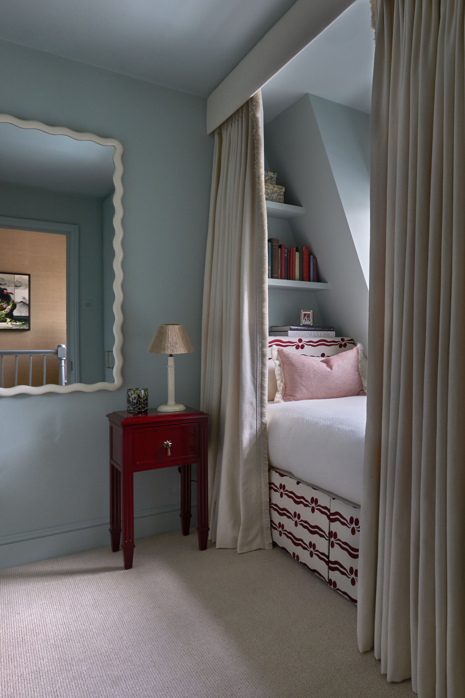 5 calming colors for small bedrooms that are the most balmy | Livingetc