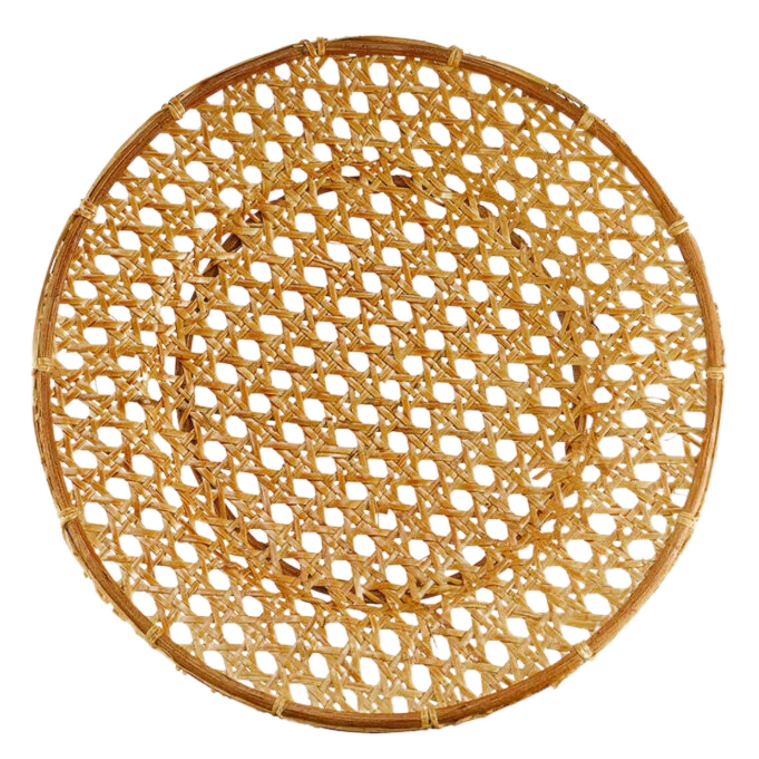 We Explain: What Is a Charger Plate? And Why Should You Care? | Livingetc