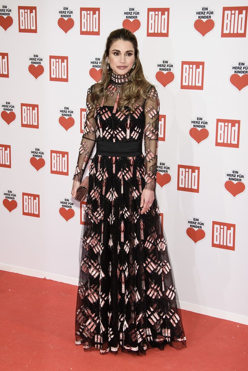 Queen Rania of Jordan Best Outfits - Queen Rania of Jordan Royal Style ...
