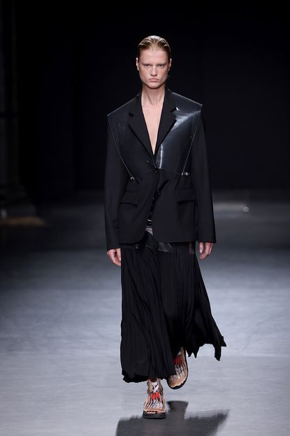 London Fashion Week: All the best SS23 runway looks | Marie Claire UK