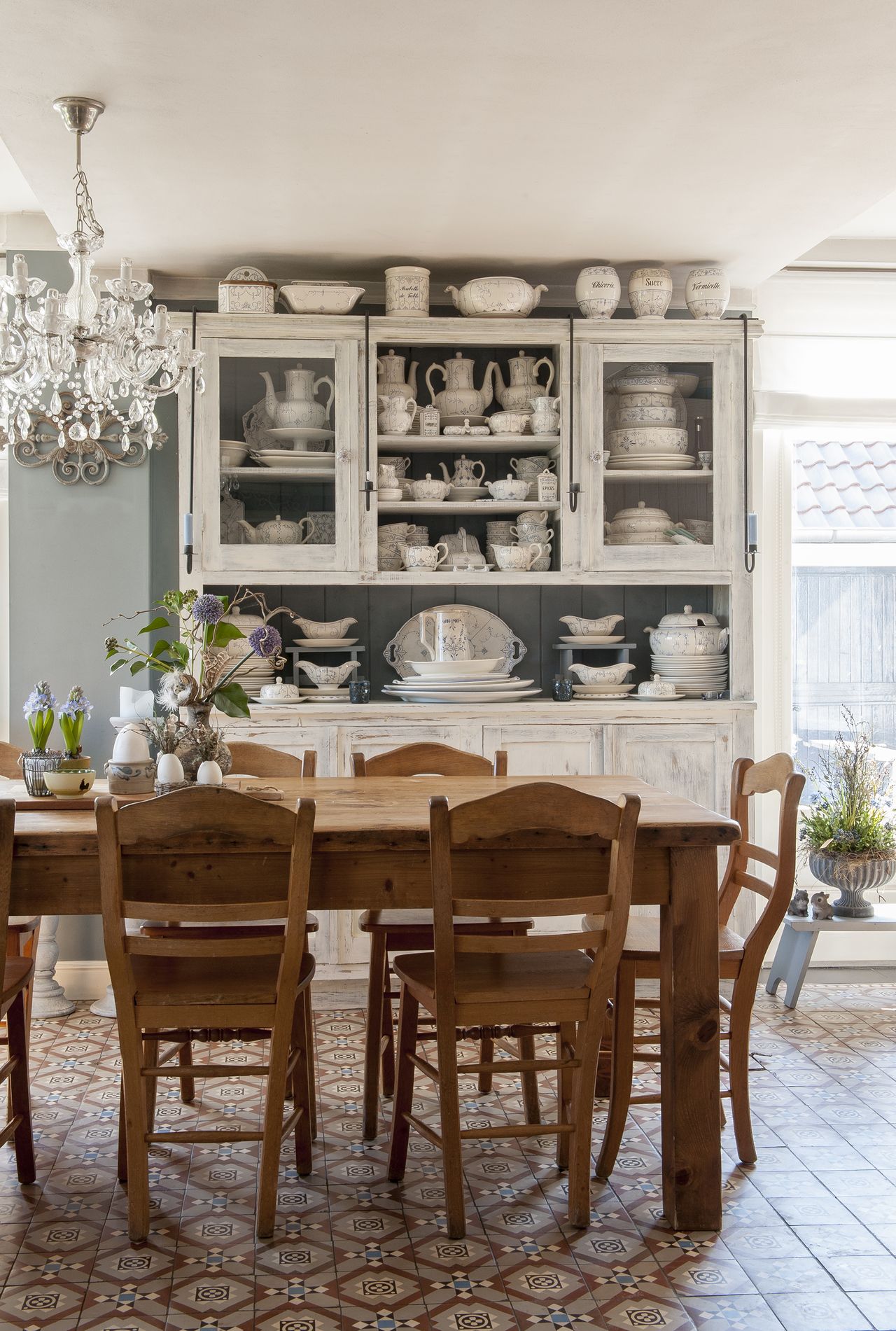 This 1820s Dutch farmhouse has been totally transformed | Homes and Gardens
