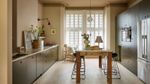 Are kitchen islands going out of style? Experts weigh in | Homes and ...