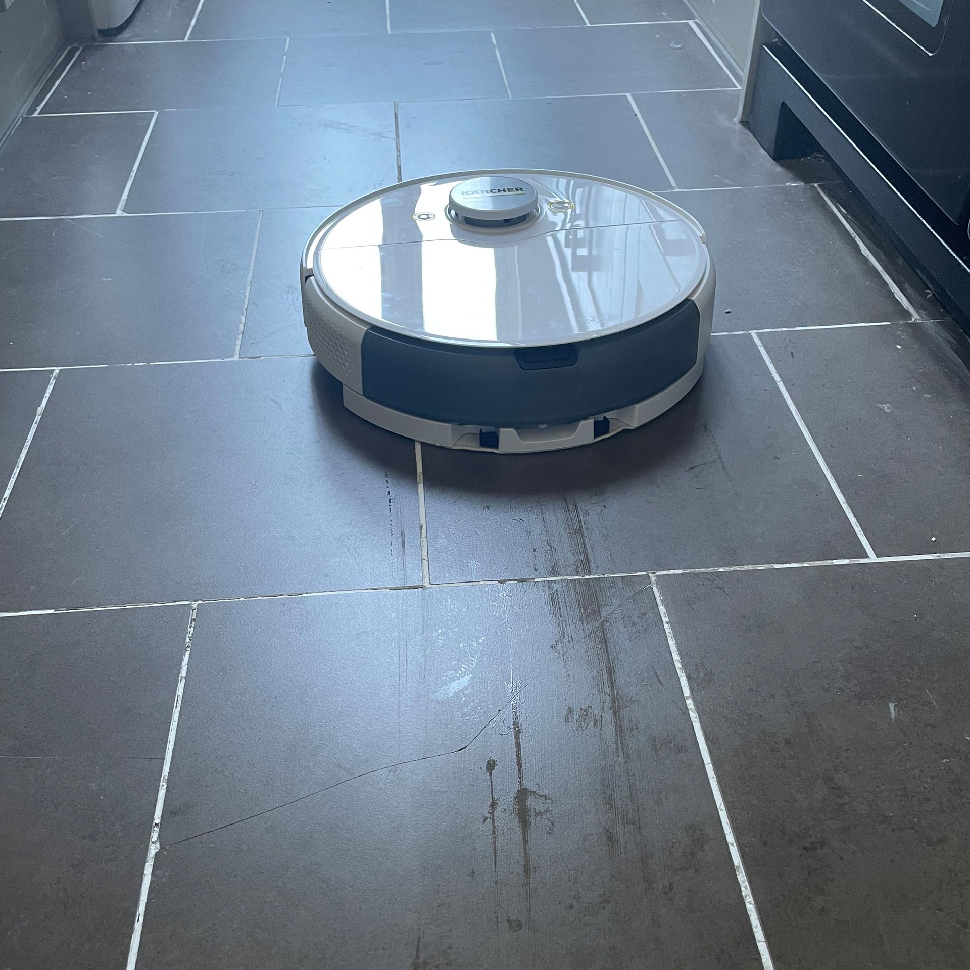 Karcher RCV5 Robot Vacuum review | Ideal Home