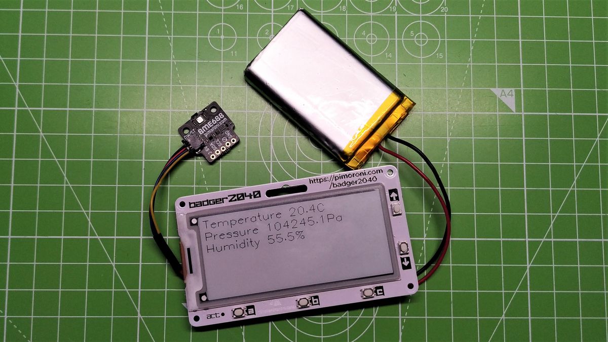 Pimoroni Badger 2040 Review: A Wearable Screen | Tom's Hardware