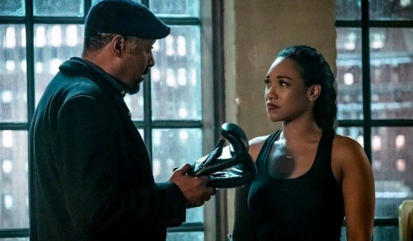 Joe West Is Finally Back In Action On The Flash In New Episode Photos ...