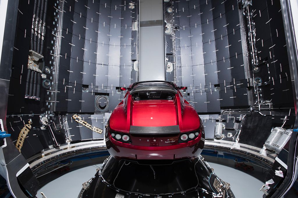 SpaceX's Epic Road Trip Photos: Starman Rides a Tesla Roadster Across ...
