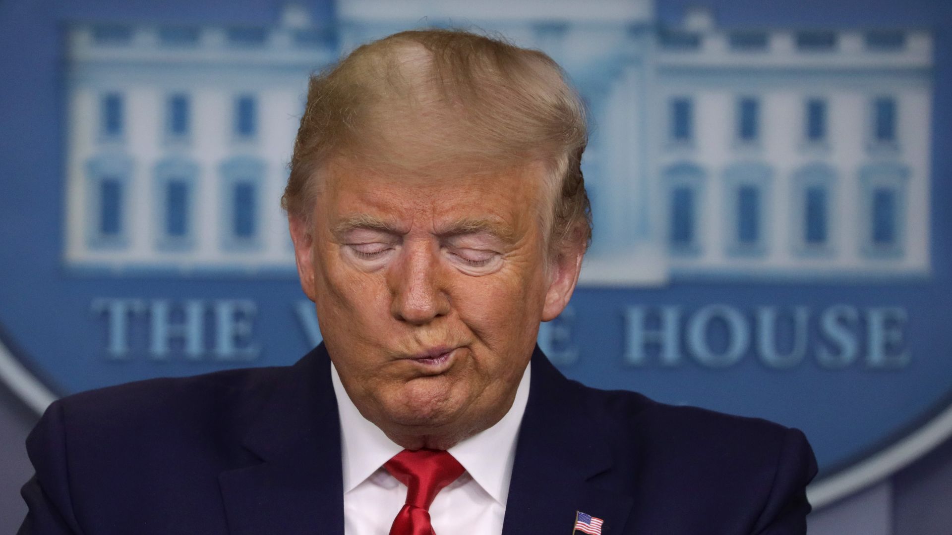 Even Donald Trump can't get a good connection for a work video call ...