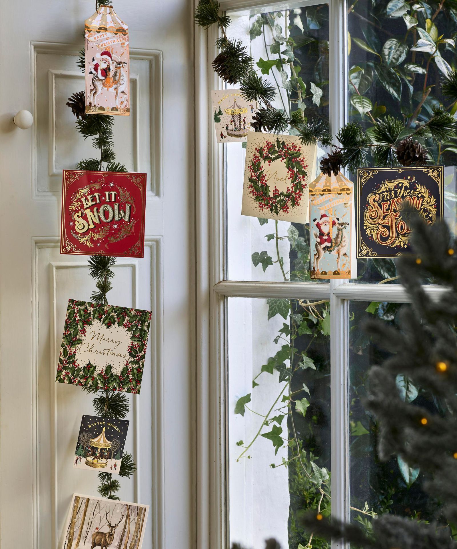 Christmas window decor ideas: 20 festive ideas you'll love | Homes and ...