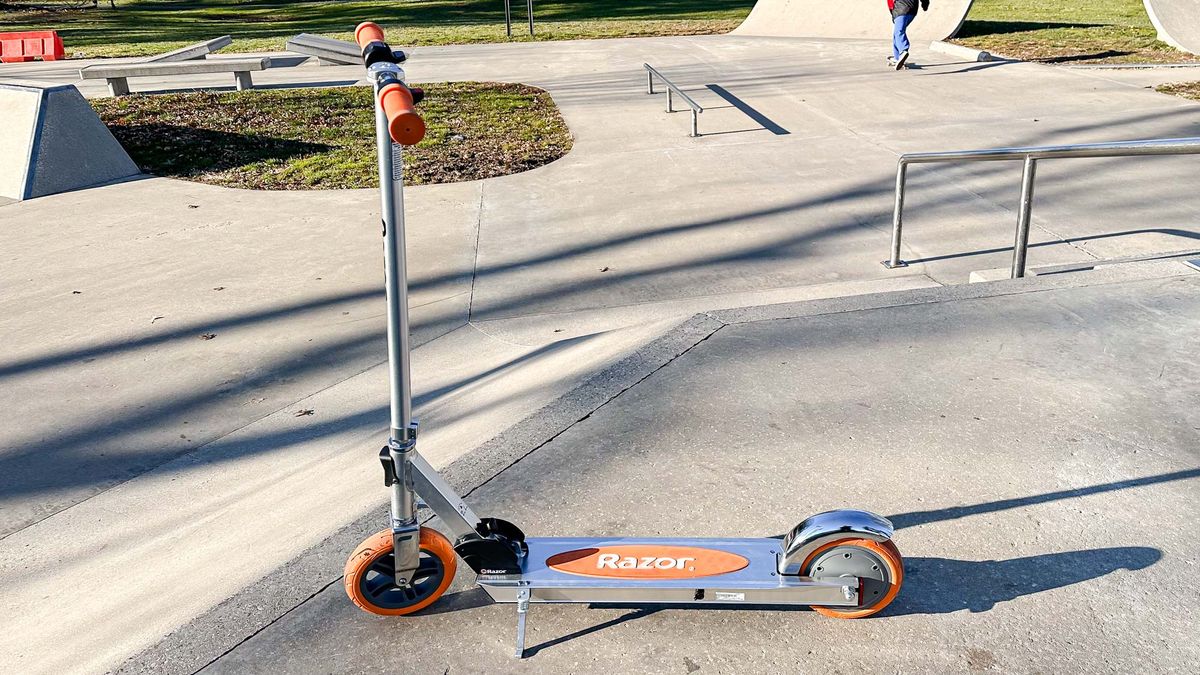 Razor Icon electric scooter review: A classic, reinvented | Tom's Guide