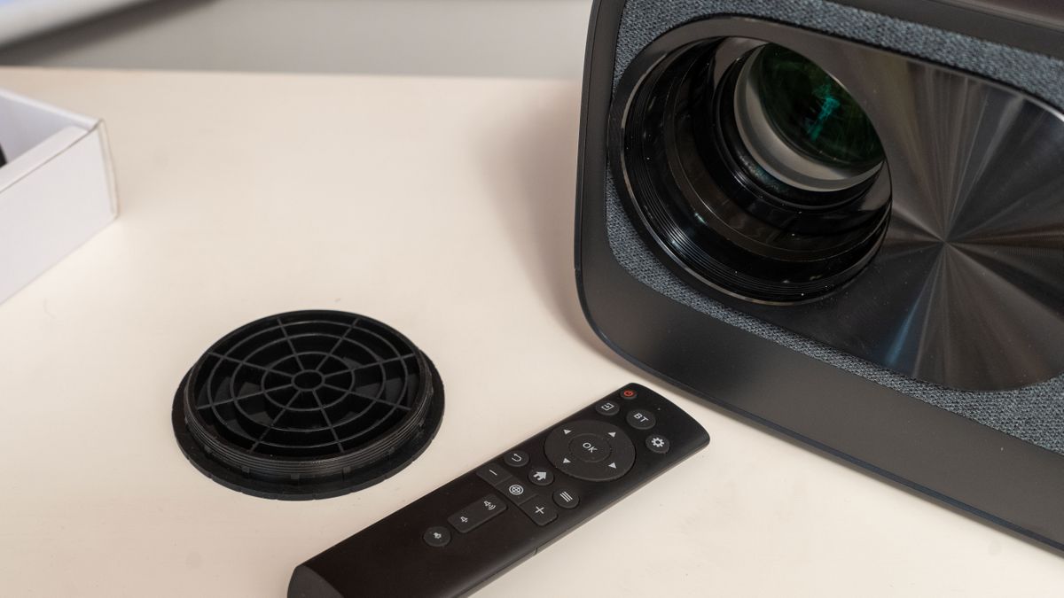 Paris Rhône SP005 4K projector review | Digital Camera World