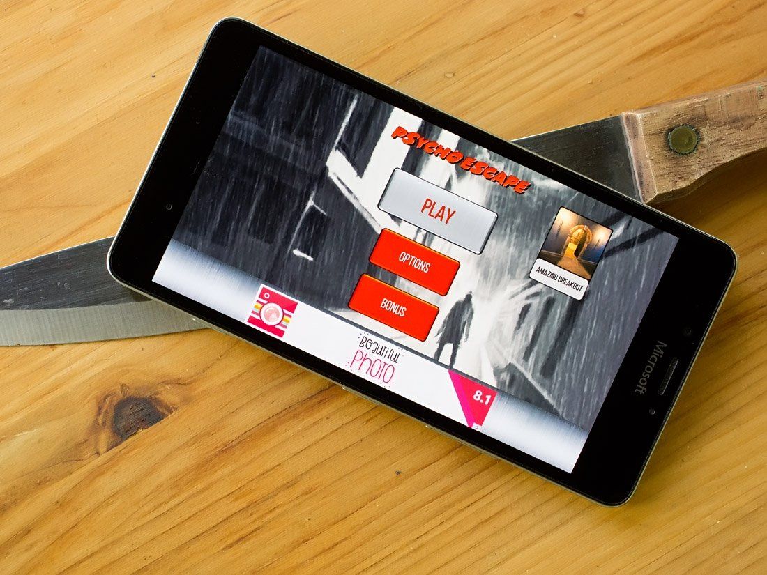 Run for your life in Psycho Escape for Windows 10 | Windows Central