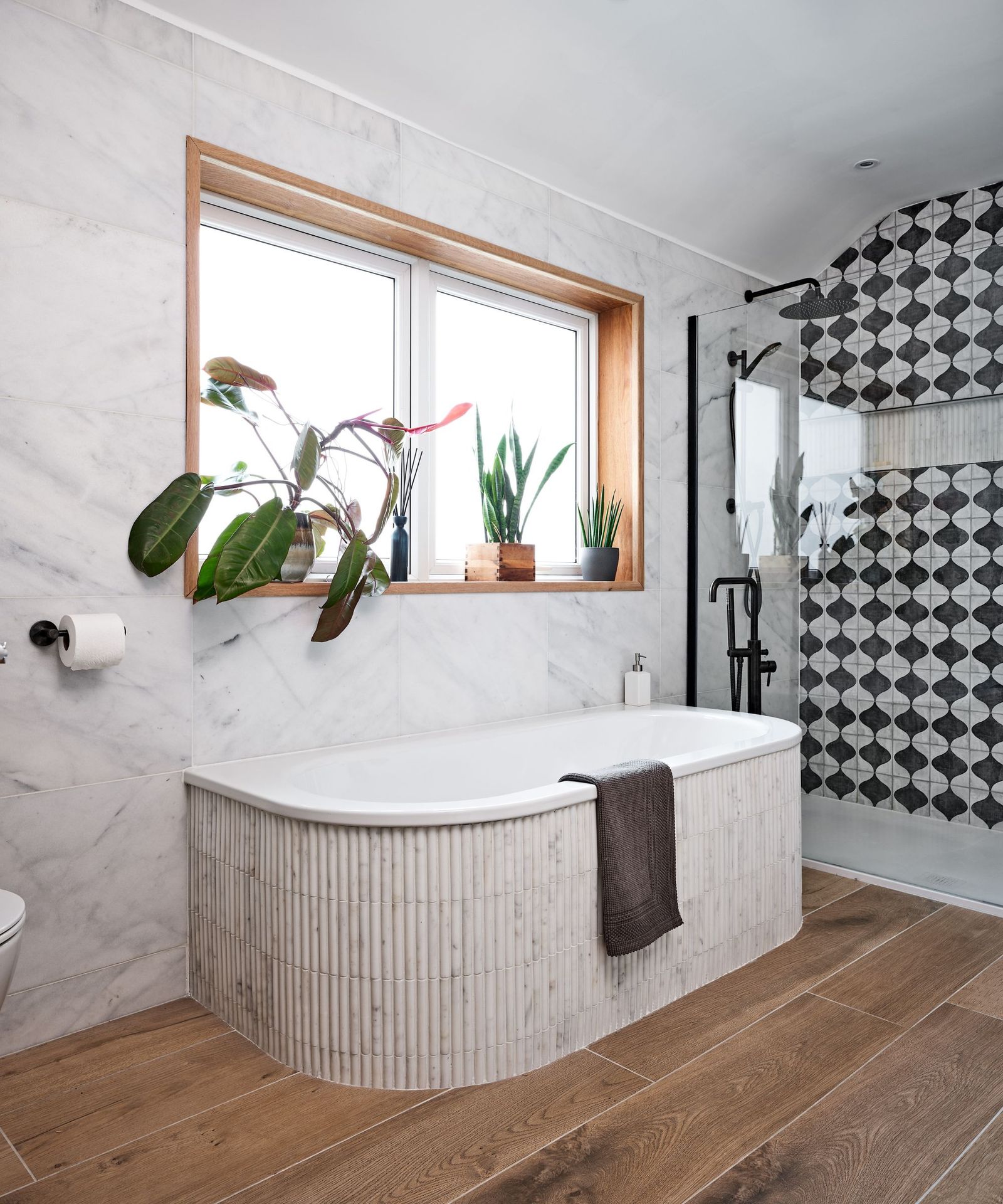 Why a tiled bathtub is the 1 feature your space is missing | Homes and ...