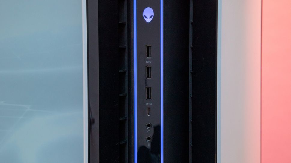 Alienware Aurora R10 Ryzen Edition review | Tom's Guide