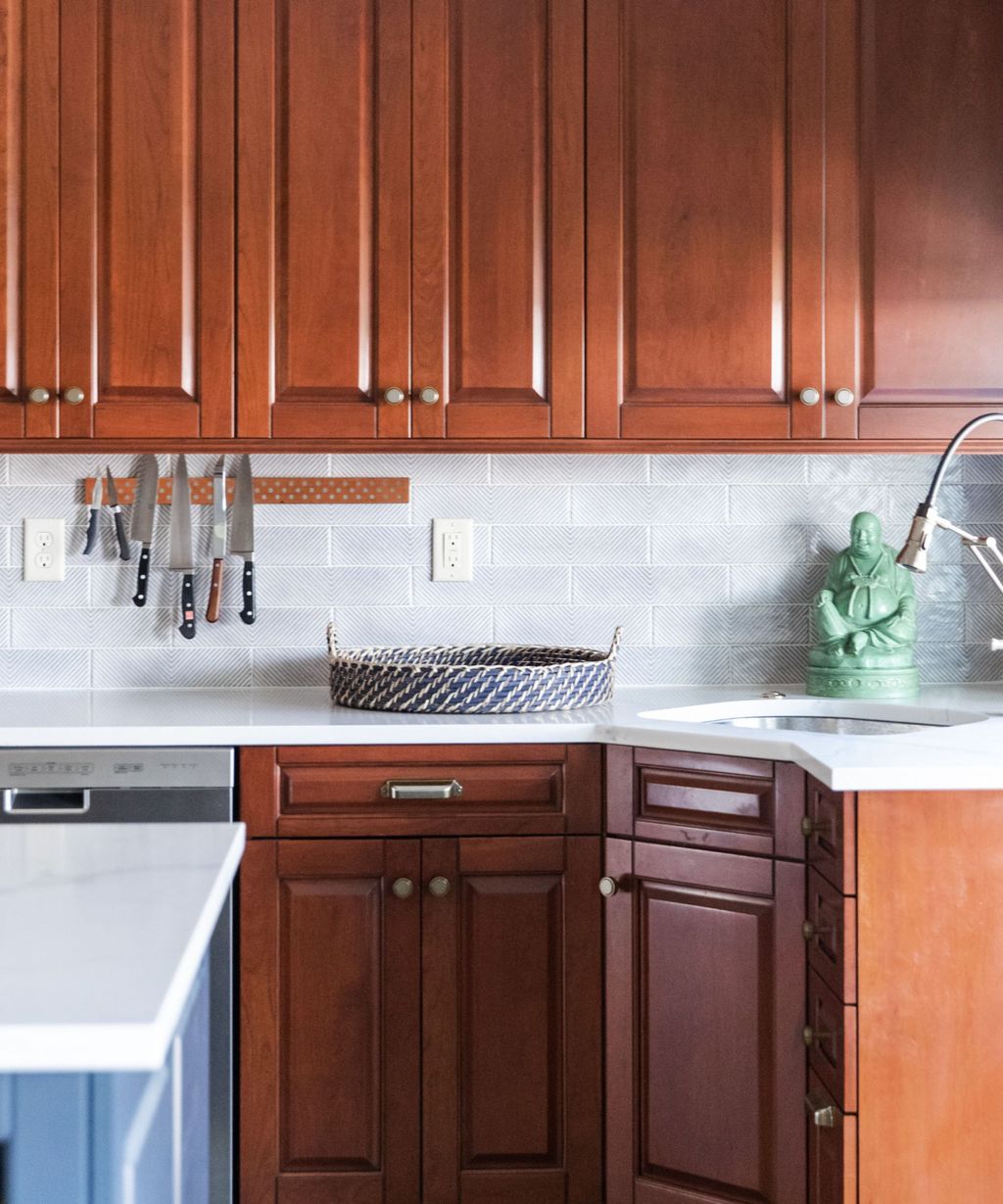 4 ways to refresh dated, 90s kitchen cabinets | Homes and Gardens