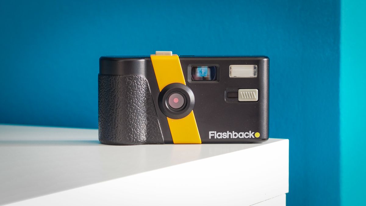 Flashback One35 review: the disposable film camera experience – but 100 ...