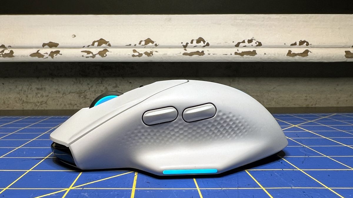 Alienware 620M Review: Looks Slick, Feels Slippery | Tom's Hardware