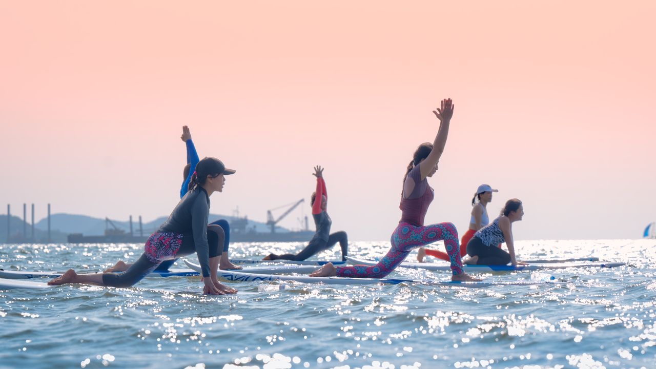 What is SUP yoga and what are the benefits? | Fit&Well