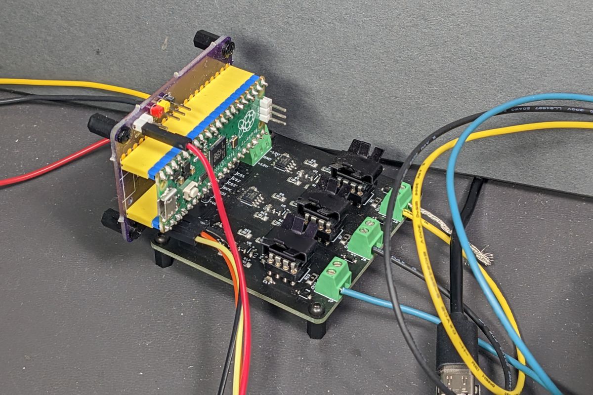 Raspberry Pi Pico Repurposes Aircraft Tachometer as a CPU Monitor | Tom ...