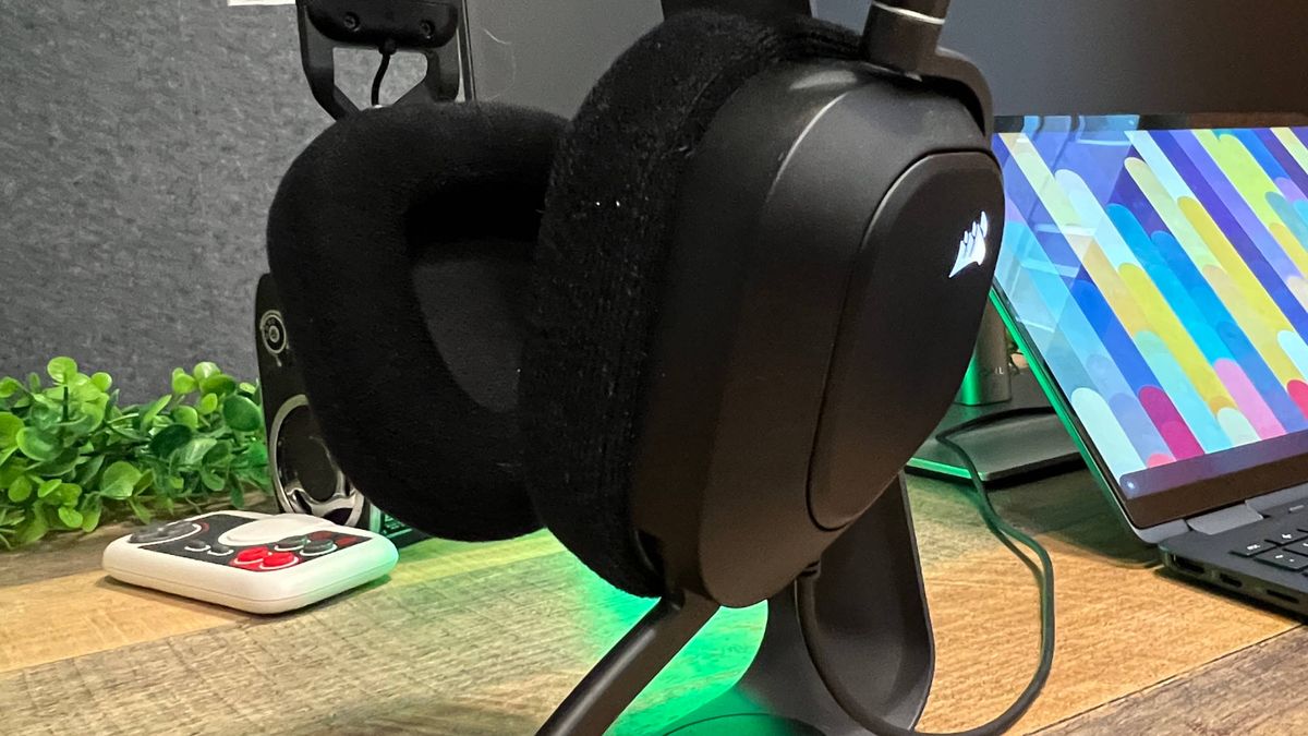 Corsair HS80 RGB USB | TechRadar