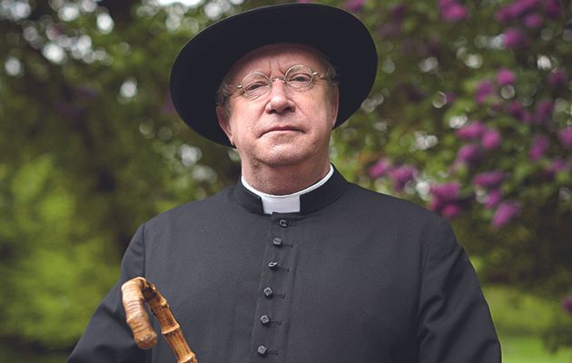 Father Brown to tackle cold case and Cinderella in Christmas special ...
