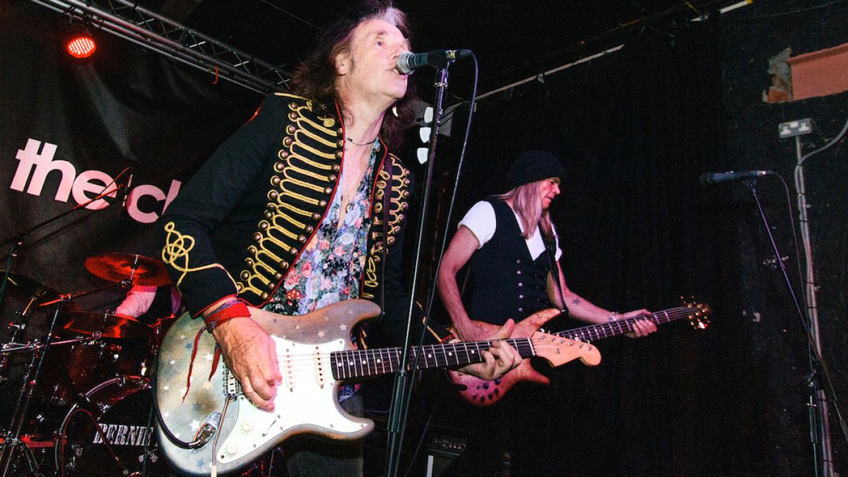 Bernie Torme, live in Newcastle | Louder