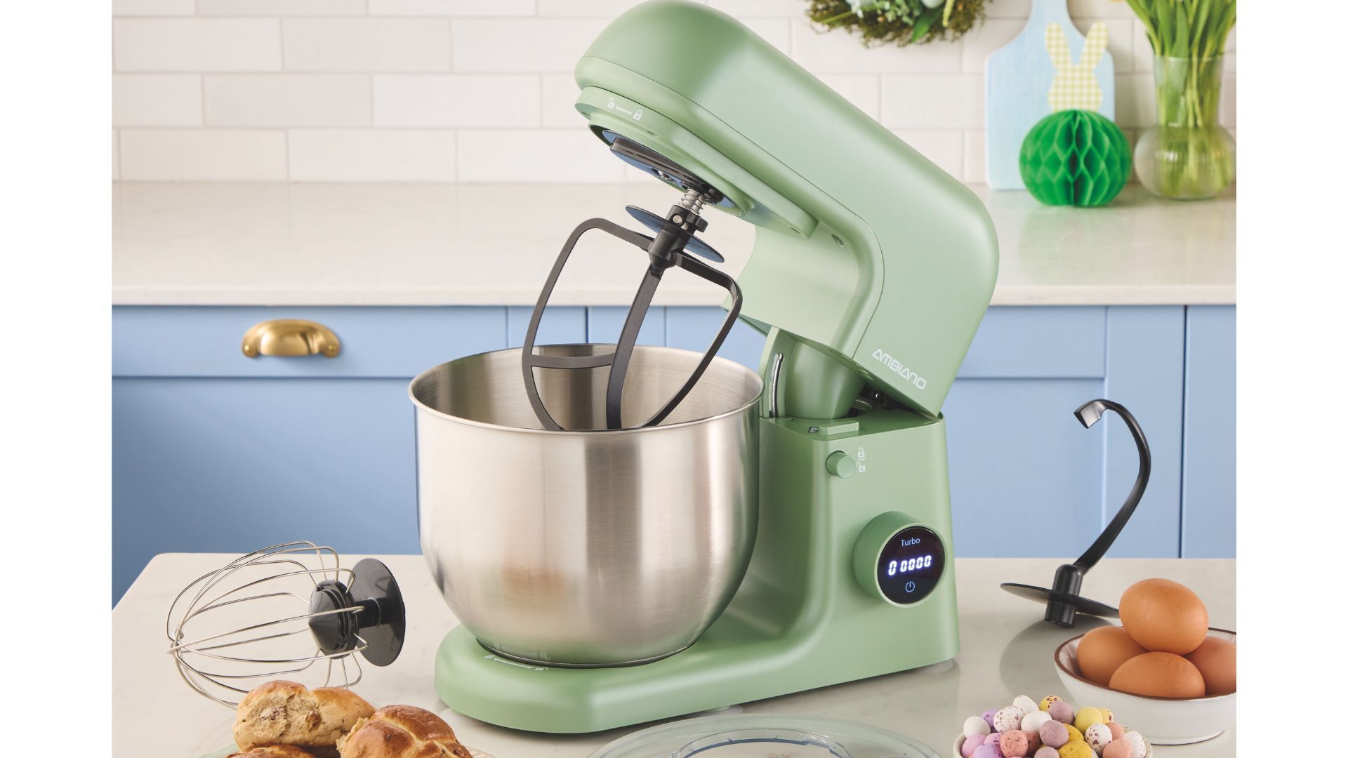 Aldi's popular stand mixer returns to stores for under £40 | Woman & Home