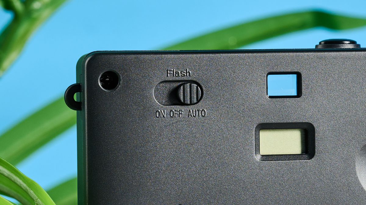 Camp Snap Screen-Free digital camera review | Tom's Guide