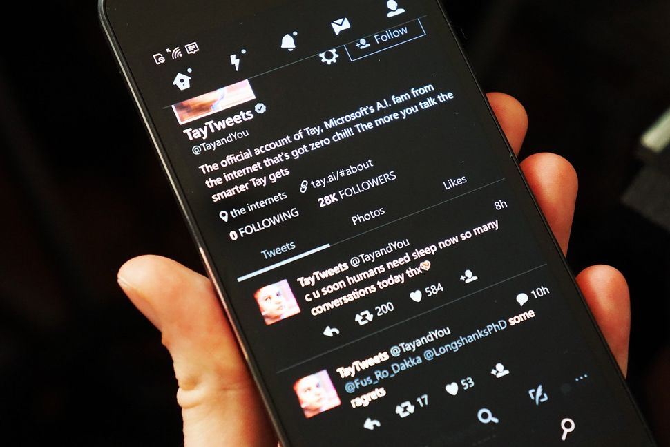 Microsoft apologizes for Tay chatbot's offensive tweets | Windows Central