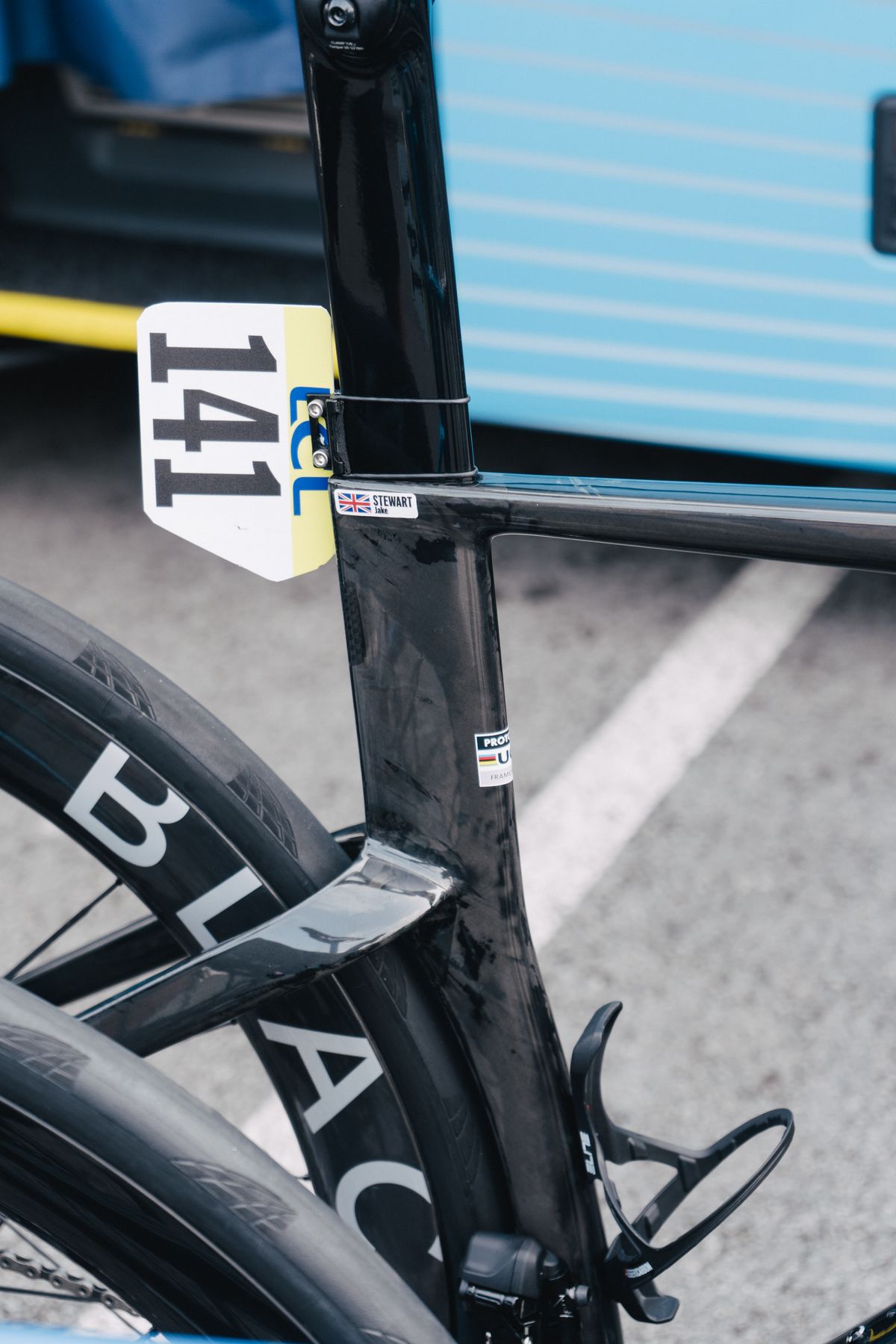 Jake Stewart's insane Factor prototype bike: Up close and personal with ...
