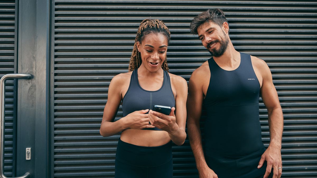 This smart gym wear takes on Garmin and Fitbit with the 'world's most ...