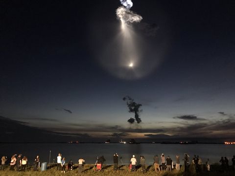 In Photos: SpaceX's Dazzling Dragon Launch to Space Station on CRS-15 ...