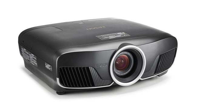 Short throw vs long throw vs ultra short throw projectors: what's the ...