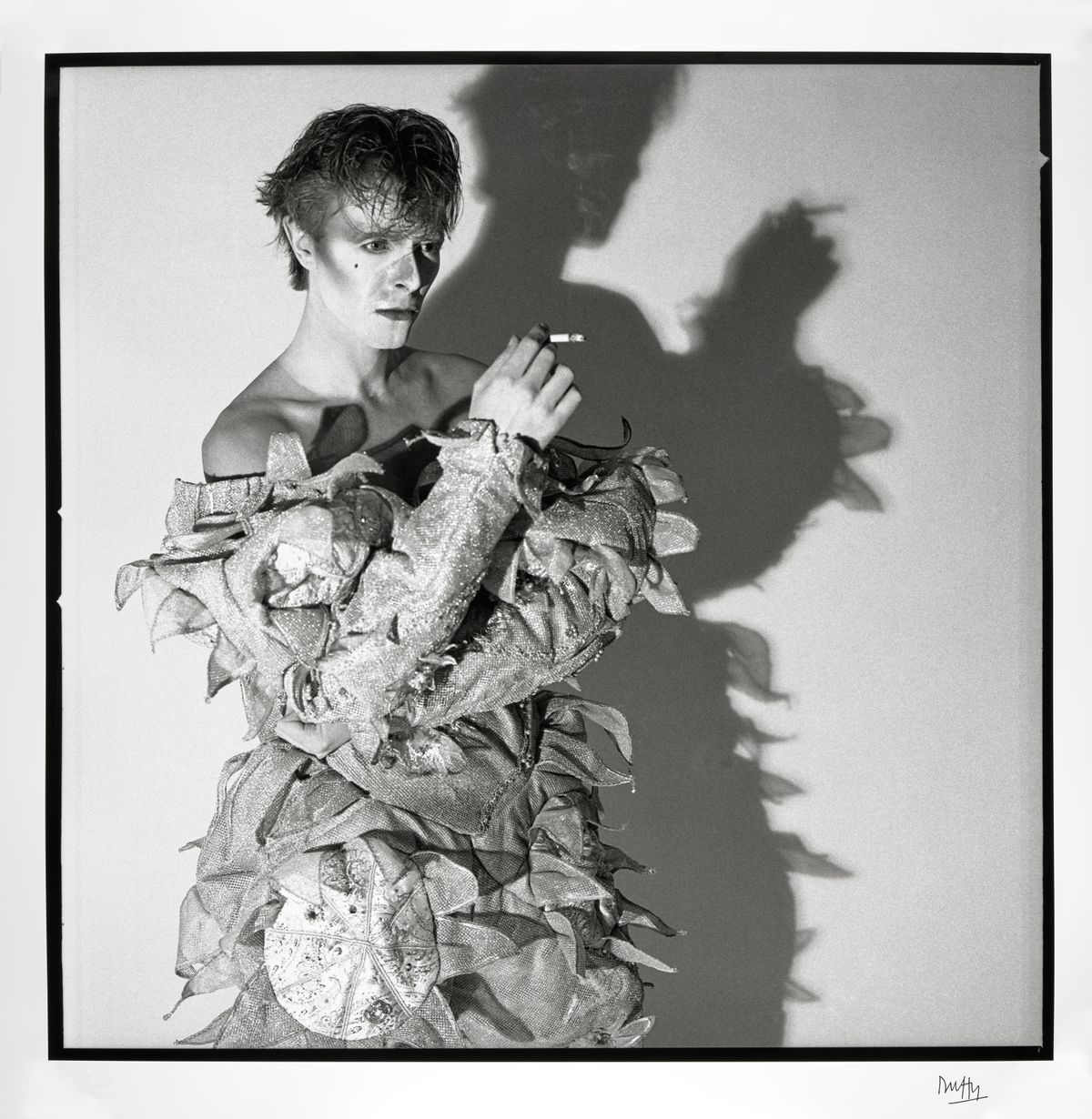 David Bowie portrait taken by Brian Duffy is estimated to sell for ...