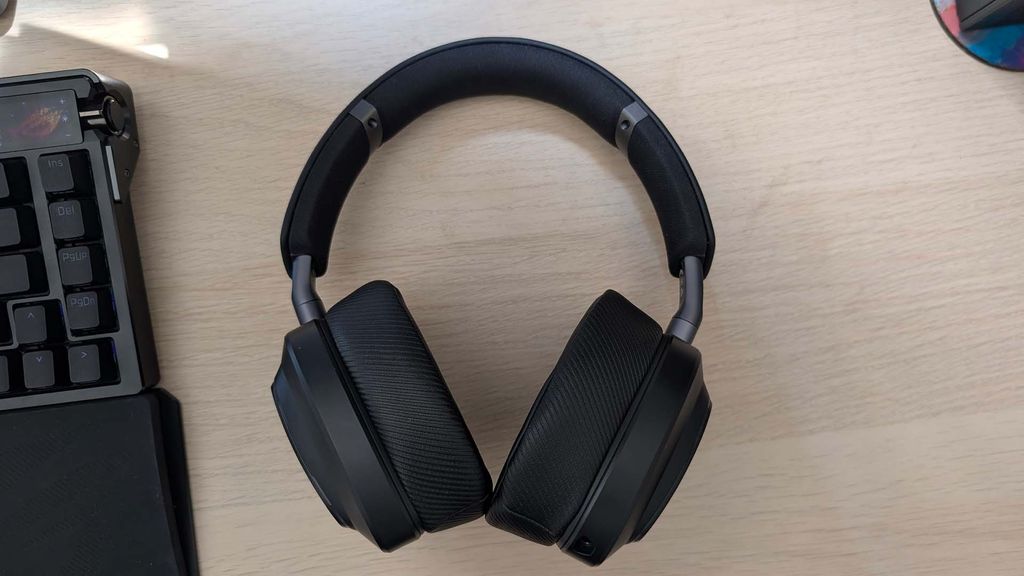 Asus ROG Delta II wireless gaming headset review | PC Gamer