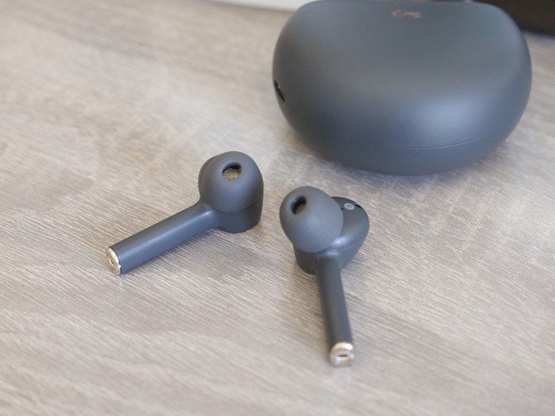 How to clean your headphones and earbuds | Android Central