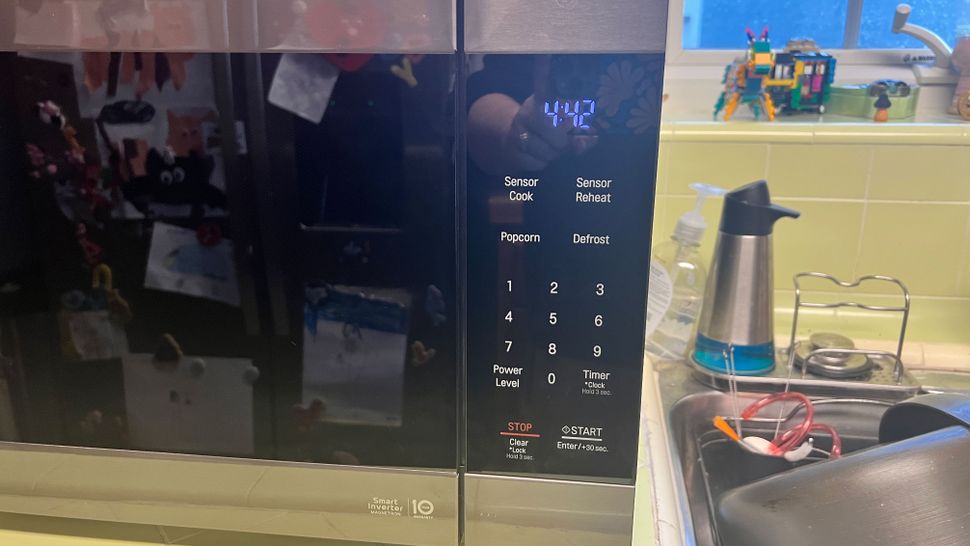 LG LMC2075ST 2.0 cu. ft. NeoChef Countertop Microwave review | Top Ten ...