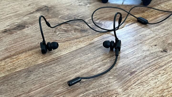 SteelSeries Tusq gaming headset review - the best gaming earbuds for ...