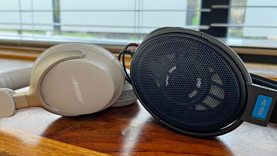 Open-back vs closed-back headphones: the differences explained | TechRadar