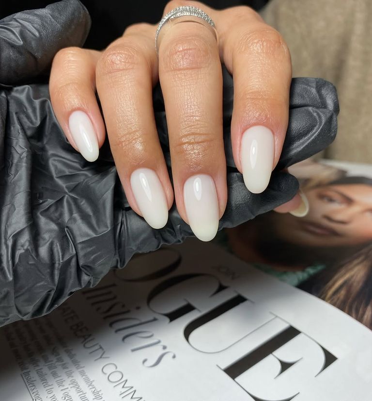 The 21 Best Oval Nail Designs for a Quiet Luxury Manicure | Marie Claire