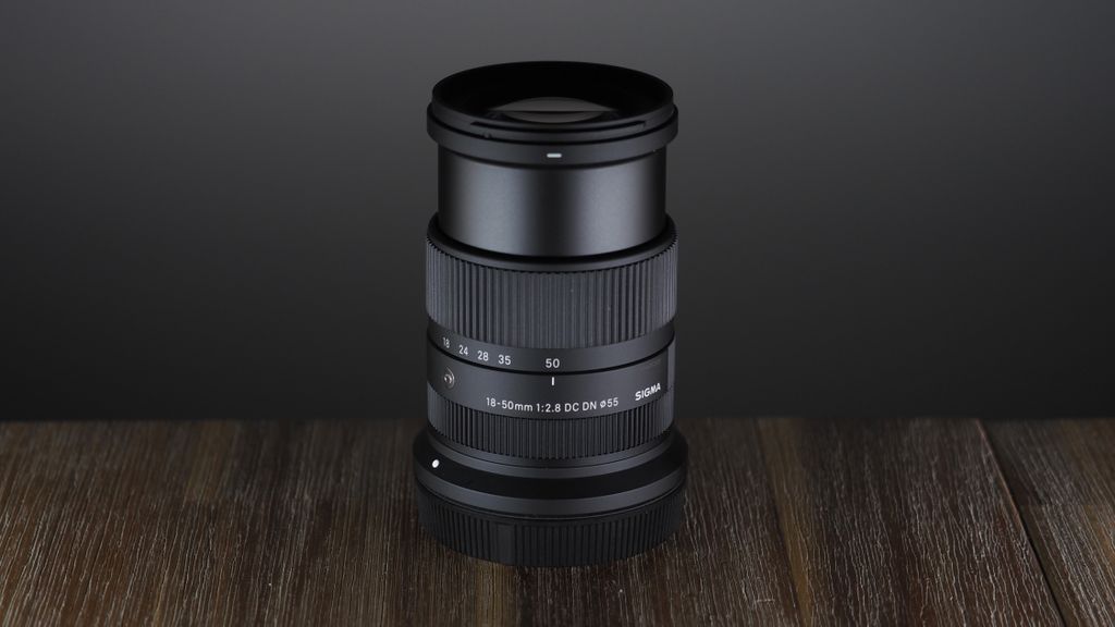 Sigma 18-50mm f/2.8 DC DN | C review: Sigma's first Canon RF lens is a ...