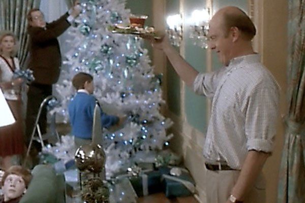 4 Hideous Movie Christmas Trees You Would Never, Ever Put In Your House ...